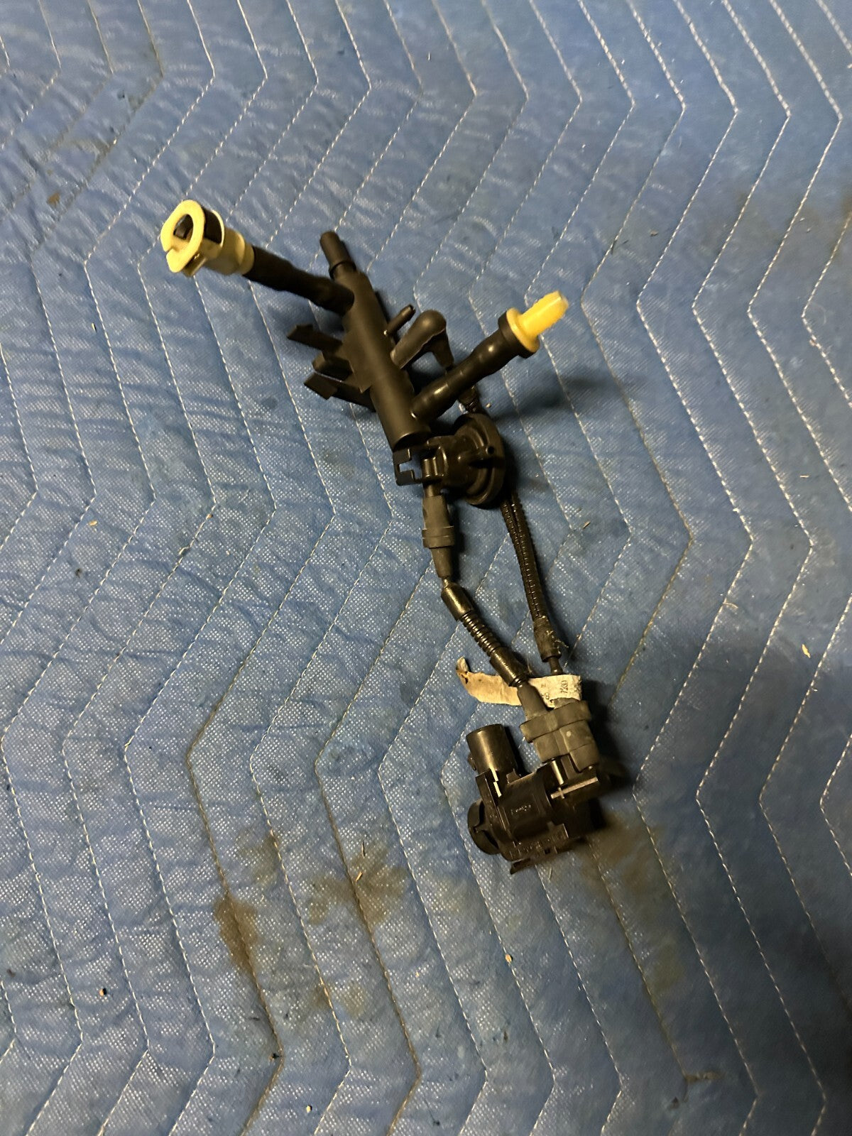 2017-2020 FORD F250 F350 F450 VACUUM HOSE OEM *HC3C-7A784-BA ...