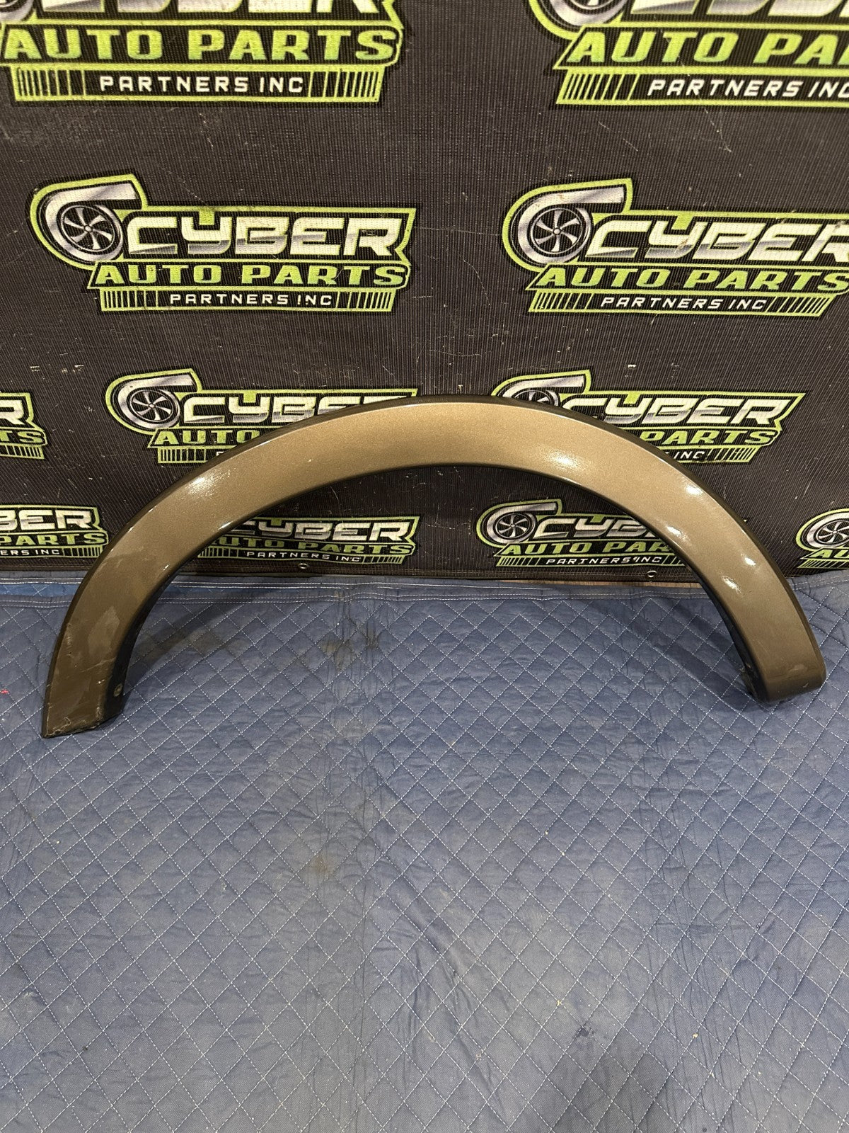 2017-2019 FORD F250 F350 FRONT LEFT FENDER FLARE CARIBOU (H5) OEM *WEA ...